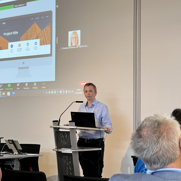54th ISO/TC 211 Plenary Vienna - Spatial Focus 54th ISO/TC 211 Plenary Vienna - Spatial Focus